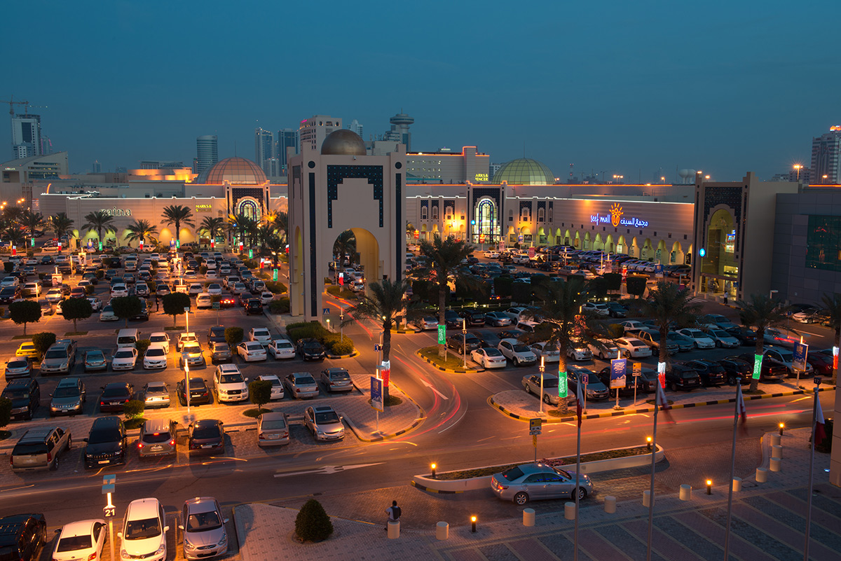 Seef Mall-Seef District Launches ‘Shop & Win’ Campaign with Genesis ...